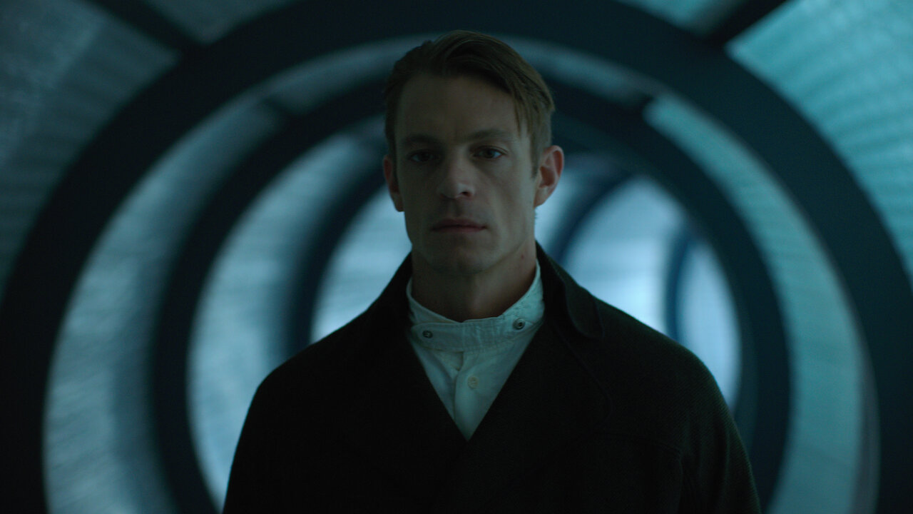 Watch Altered Carbon | Netflix Official Site