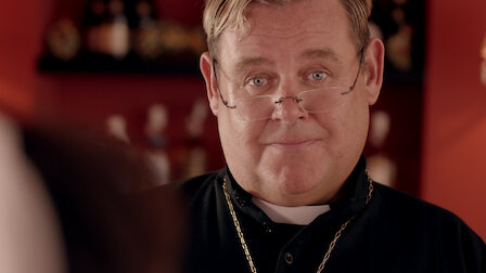 Watch Benidorm | Netflix